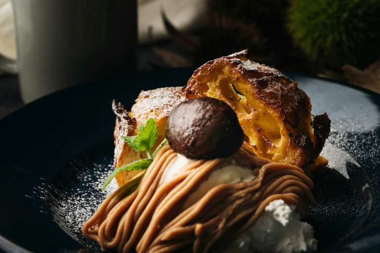 MUKASAにも秋の気配 - MUKASA COFFEE&Roaster